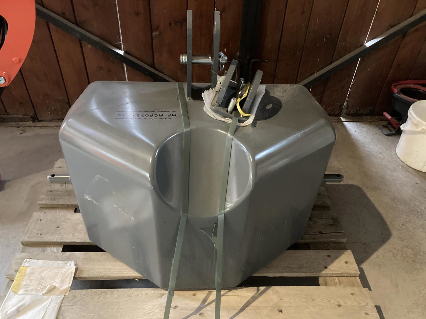 Agco 400kg weight block