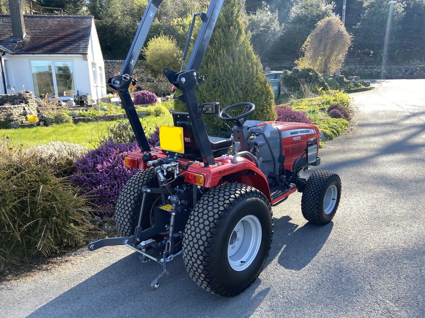 Massey Ferguson 1525 tractor