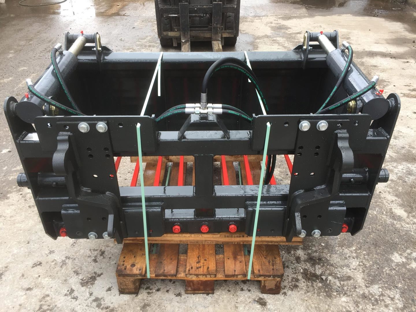 MX Shear grabs