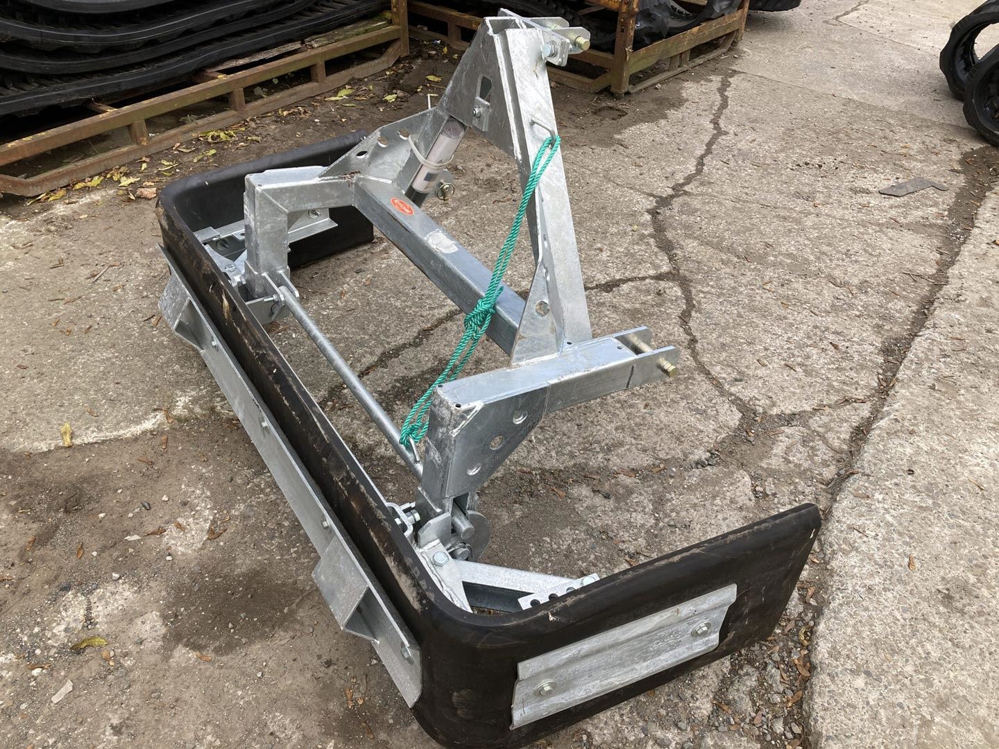 Ritchie Yard Scrapers